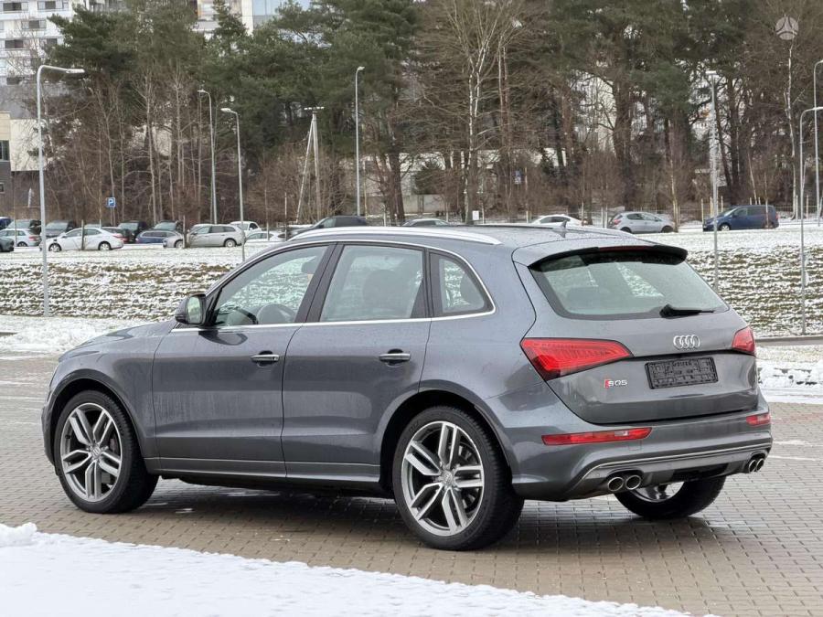 Grey Audi SQ5 2017 in Vilnius, with an engine capacity of 3.00 L and mileage of 230 thousand km for 17850 €, photo 25 on AUTOMOTO.COM.LV