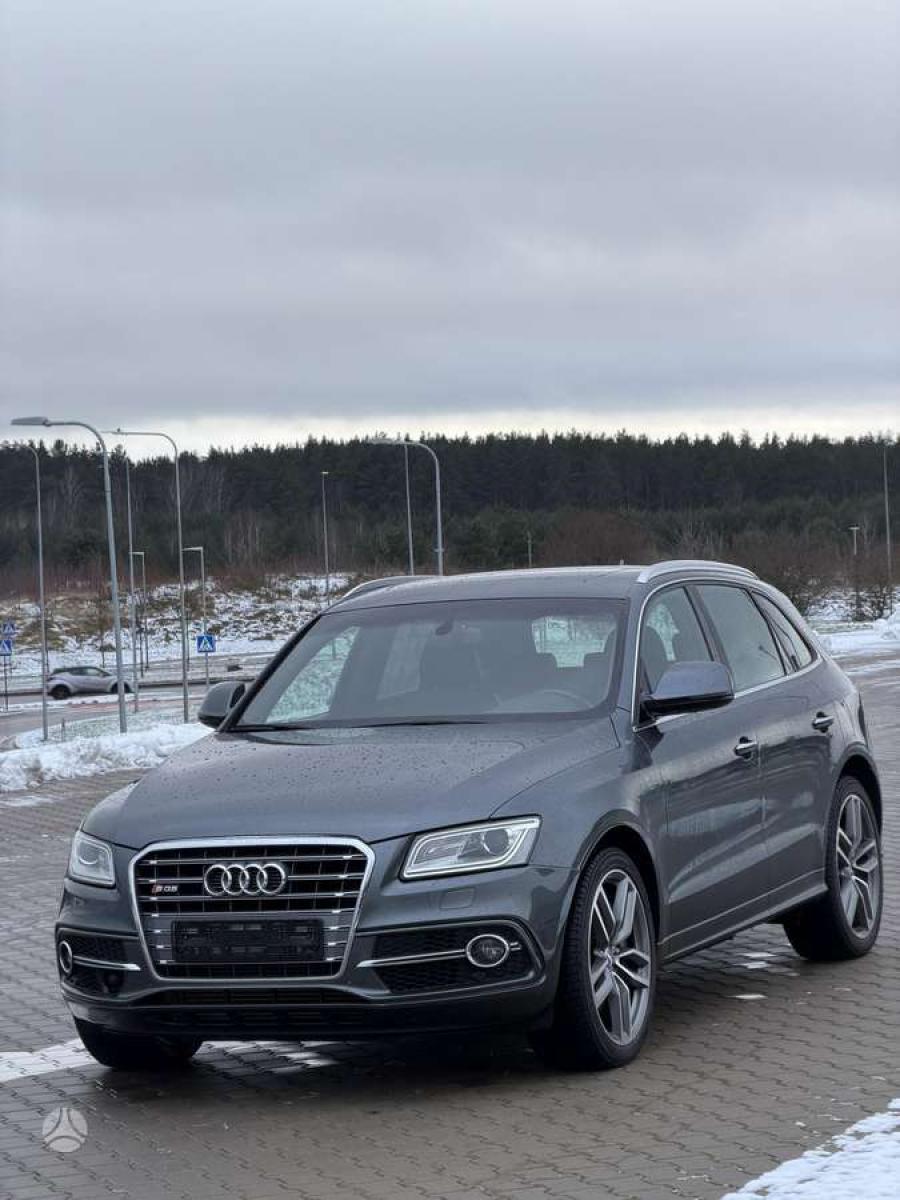 Grey Audi SQ5 2017 in Vilnius, with an engine capacity of 3.00 L and mileage of 230 thousand km for 17850 €, photo 28 on AUTOMOTO.COM.LV