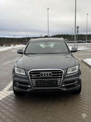 Grey Audi SQ5 2017 in Vilnius, with an engine capacity of 3.00 L and mileage of 230 thousand km for 16950 €, photo 9 on AUTOMOTO.COM.LV