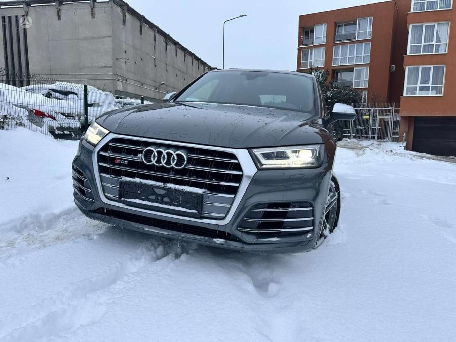 Grey Audi SQ5 2018 in Vilnius, with an engine capacity of 3.00 L and mileage of 183 thousand km for 24500 €, photo 2 on AUTOMOTO.COM.LV