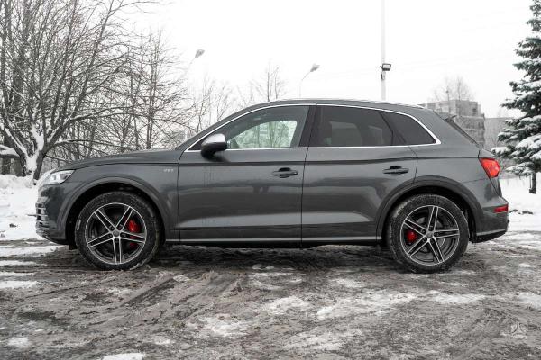 Pelēks Audi SQ5 2018 Viļņa, ar dzinēja tilpumu 3.00 L un nobraukumu 183 tūkst. km par 24500 €, foto 2 vietnē AUTOMOTO.COM.LV