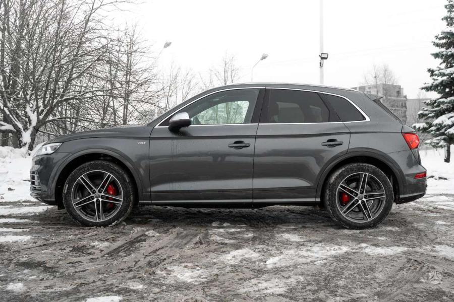 Pelēks Audi SQ5 2018 Viļņa, ar dzinēja tilpumu 3.00 L un nobraukumu 183 tūkst. km par 24500 €, foto 2 vietnē AUTOMOTO.COM.LV