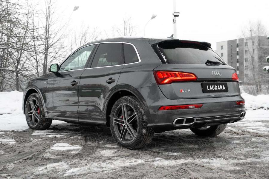 Pelēks Audi SQ5 2018 Viļņa, ar dzinēja tilpumu 3.00 L un nobraukumu 183 tūkst. km par 24500 €, foto 3 vietnē AUTOMOTO.COM.LV