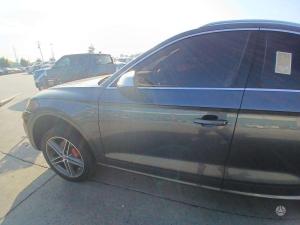 Grey Audi SQ5 2018 in Ukmerge, with an engine capacity of 3.00 L and mileage of 212 thousand km for 12500 €, photo 6 on AUTOMOTO.COM.LV