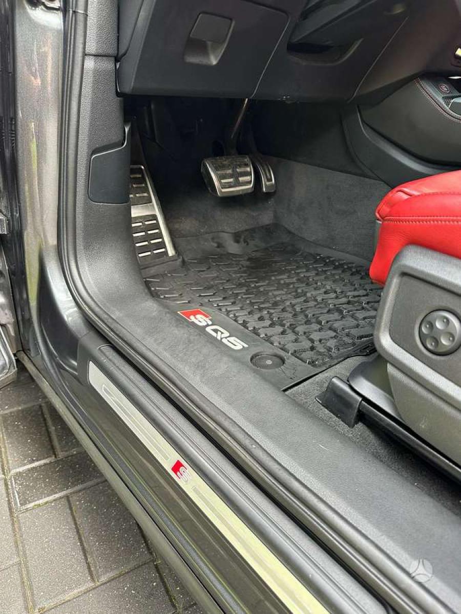 Pelēks Audi SQ5 2018 Viļņa, ar dzinēja tilpumu 3.00 L un nobraukumu 177 tūkst. km par 23399 €, foto 17 vietnē AUTOMOTO.COM.LV