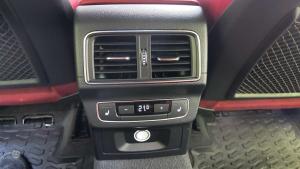 Pelēks Audi SQ5 2018 Viļņa, ar dzinēja tilpumu 3.00 L un nobraukumu 177 tūkst. km par 23399 €, foto 39 vietnē AUTOMOTO.COM.LV