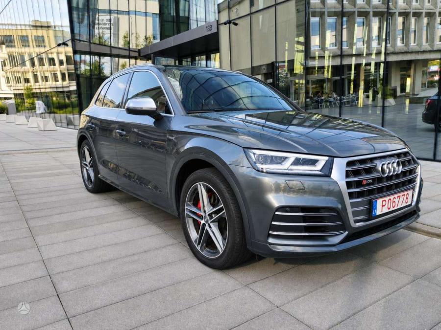 Grey Audi SQ5 2018 in Vilnius, with an engine capacity of 3.00 L and mileage of 180 thousand km for 24500 €, photo 3 on AUTOMOTO.COM.LV