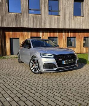 Pelēks Audi SQ5 2018 Tauragė, ar dzinēja tilpumu 3.00 L un nobraukumu 114 tūkst. km par 29500 €, foto 4 vietnē AUTOMOTO.COM.LV