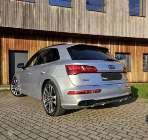 Pelēks Audi SQ5 2018 Tauragė, ar dzinēja tilpumu 3.00 L un nobraukumu 114 tūkst. km par 29500 €, foto 8 vietnē AUTOMOTO.COM.LV