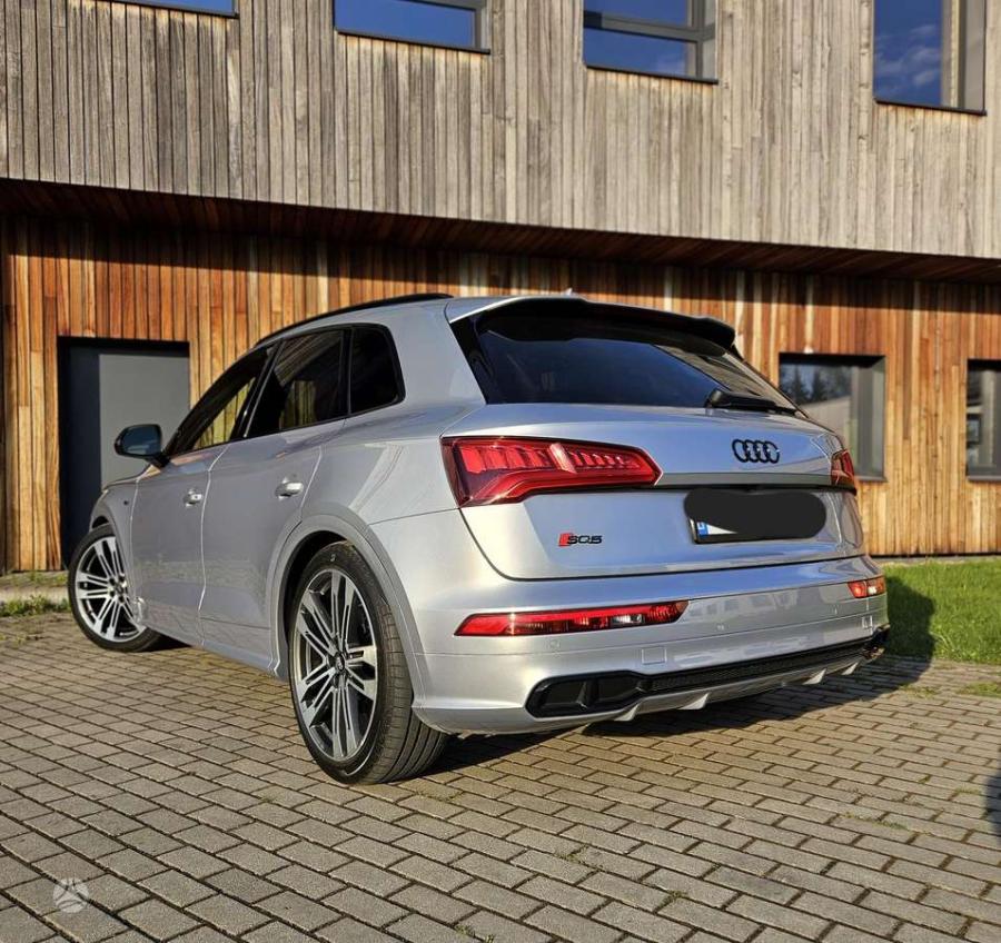 Pelēks Audi SQ5 2018 Tauragė, ar dzinēja tilpumu 3.00 L un nobraukumu 114 tūkst. km par 29500 €, foto 8 vietnē AUTOMOTO.COM.LV