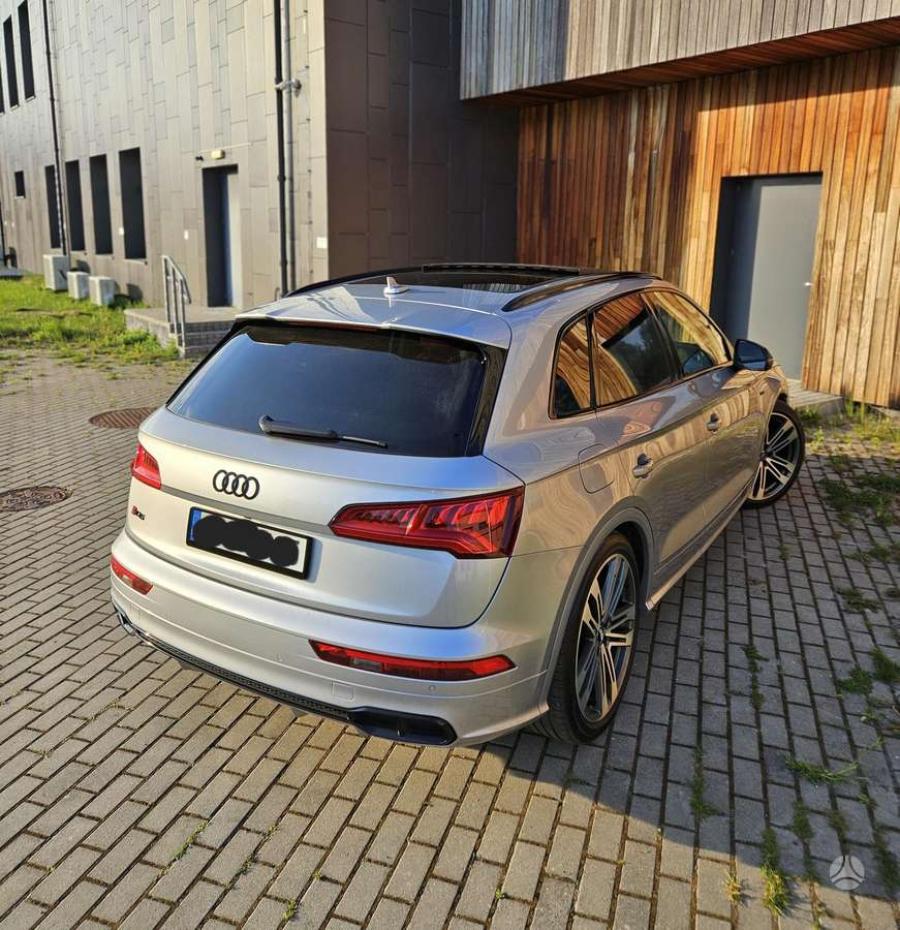 Pelēks Audi SQ5 2018 Tauragė, ar dzinēja tilpumu 3.00 L un nobraukumu 114 tūkst. km par 29500 €, foto 14 vietnē AUTOMOTO.COM.LV