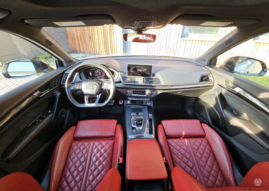 Pelēks Audi SQ5 2018 Tauragė, ar dzinēja tilpumu 3.00 L un nobraukumu 114 tūkst. km par 29500 €, foto 18 vietnē AUTOMOTO.COM.LV