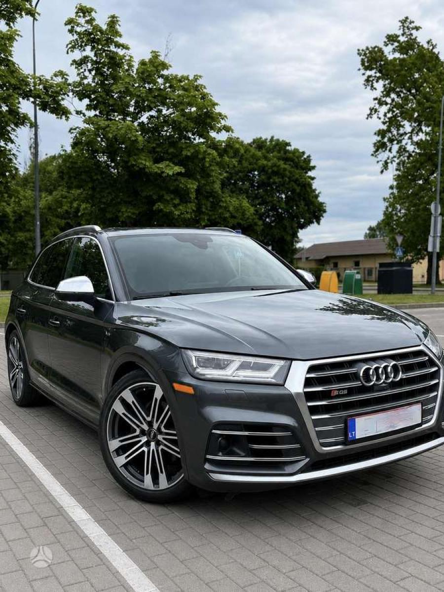 Pelēks Audi SQ5 2018 Tauragė, ar dzinēja tilpumu 3.00 L un nobraukumu 216 tūkst. km par 17800 €, foto 1 vietnē AUTOMOTO.COM.LV
