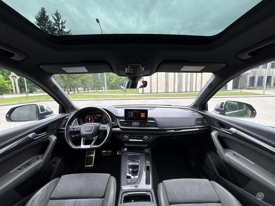 Pelēks Audi SQ5 2018 Tauragė, ar dzinēja tilpumu 3.00 L un nobraukumu 216 tūkst. km par 17800 €, foto 11 vietnē AUTOMOTO.COM.LV