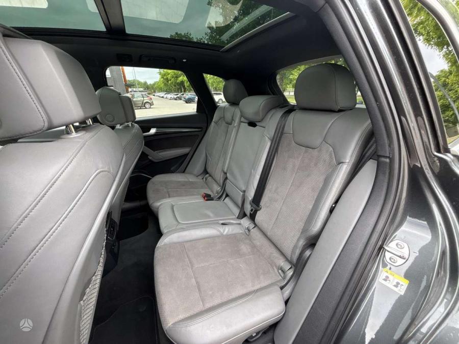 Pelēks Audi SQ5 2018 Tauragė, ar dzinēja tilpumu 3.00 L un nobraukumu 216 tūkst. km par 17800 €, foto 12 vietnē AUTOMOTO.COM.LV