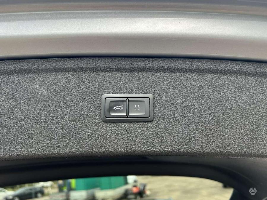 Pelēks Audi SQ5 2018 Kėdainiai, ar dzinēja tilpumu 3.00 L un nobraukumu 158 tūkst. km par 22200 €, foto 13 vietnē AUTOMOTO.COM.LV
