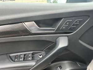 Pelēks Audi SQ5 2018 Kėdainiai, ar dzinēja tilpumu 3.00 L un nobraukumu 158 tūkst. km par 22200 €, foto 21 vietnē AUTOMOTO.COM.LV