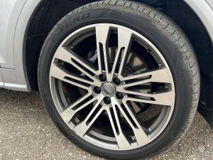 Pelēks Audi SQ5 2018 Kėdainiai, ar dzinēja tilpumu 3.00 L un nobraukumu 158 tūkst. km par 22200 €, foto 33 vietnē AUTOMOTO.COM.LV