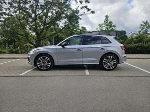 Grey Audi SQ5 2020 in Vilnius, with an engine capacity of 3.00 L and mileage of 78 thousand km for 34900 €, photo 5 on AUTOMOTO.COM.LV