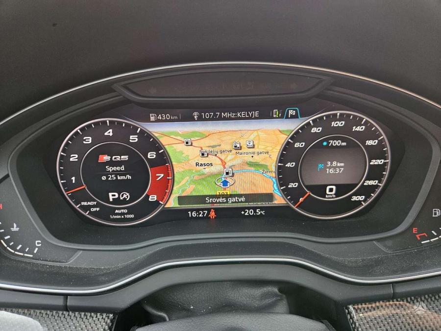 Grey Audi SQ5 2020 in Vilnius, with an engine capacity of 3.00 L and mileage of 78 thousand km for 34900 €, photo 15 on AUTOMOTO.COM.LV