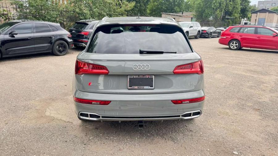 Pelēks Audi SQ5 2020 Ukmergė, ar dzinēja tilpumu 3.00 L un nobraukumu 91 tūkst. km par 22799 €, foto 8 vietnē AUTOMOTO.COM.LV