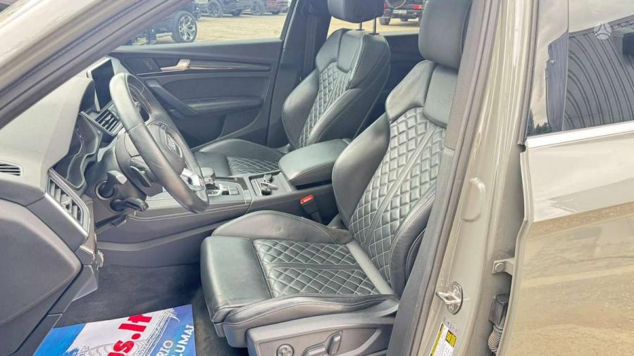 Pelēks Audi SQ5 2020 Ukmergė, ar dzinēja tilpumu 3.00 L un nobraukumu 91 tūkst. km par 22799 €, foto 11 vietnē AUTOMOTO.COM.LV