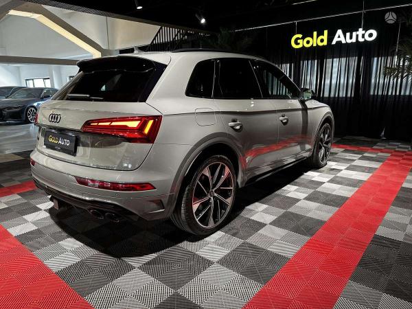 Pelēks Audi SQ5 2021 Viļņa, ar dzinēja tilpumu 2.97 L un nobraukumu 87 tūkst. km par 36900 €, foto 4 vietnē AUTOMOTO.COM.LV