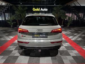 Pelēks Audi SQ5 2021 Viļņa, ar dzinēja tilpumu 2.97 L un nobraukumu 87 tūkst. km par 36900 €, foto 7 vietnē AUTOMOTO.COM.LV