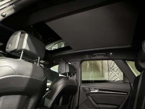 Pelēks Audi SQ5 2021 Viļņa, ar dzinēja tilpumu 2.97 L un nobraukumu 87 tūkst. km par 36900 €, foto 23 vietnē AUTOMOTO.COM.LV