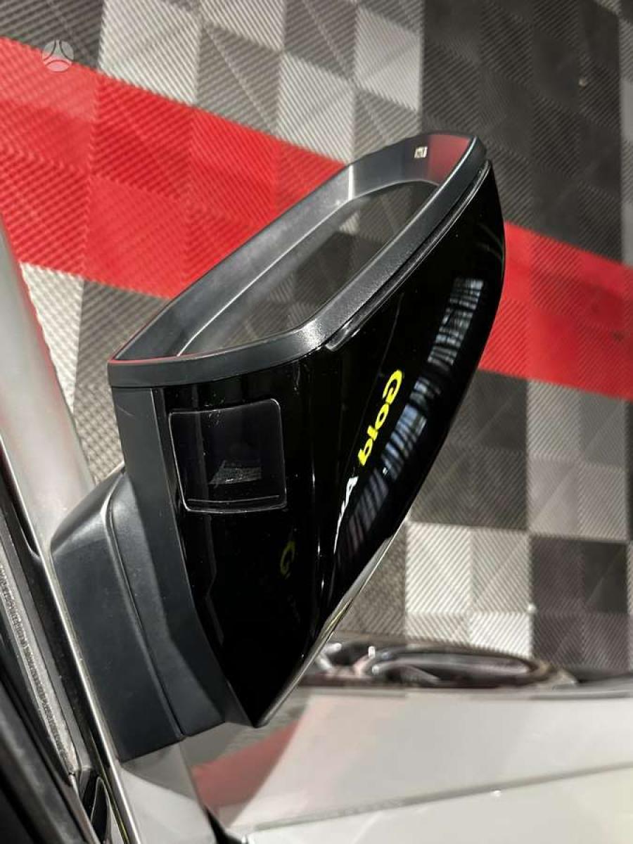 Pelēks Audi SQ5 2021 Viļņa, ar dzinēja tilpumu 2.97 L un nobraukumu 87 tūkst. km par 36900 €, foto 29 vietnē AUTOMOTO.COM.LV