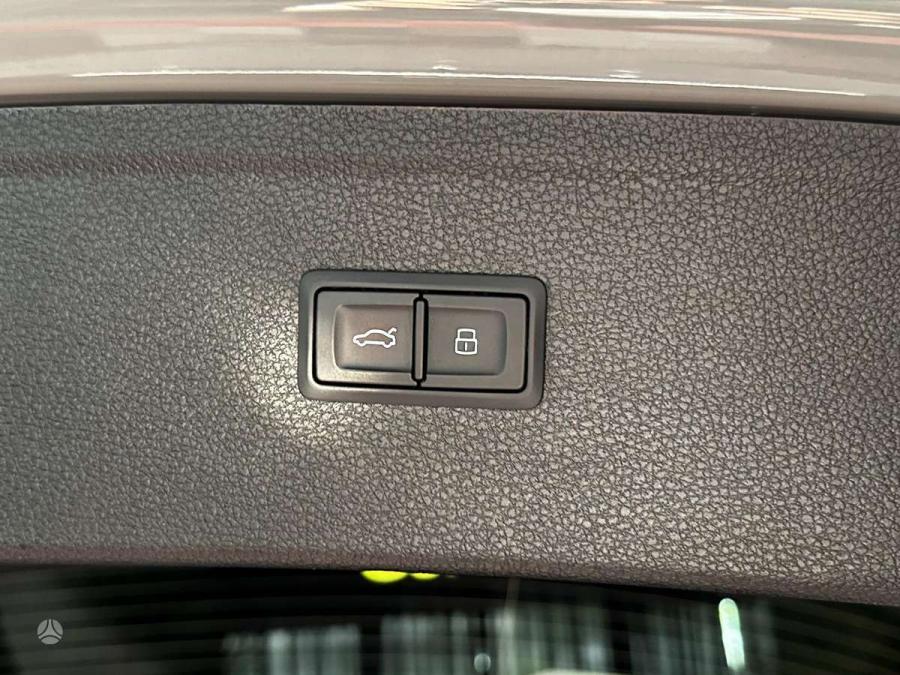 Pelēks Audi SQ5 2021 Viļņa, ar dzinēja tilpumu 2.97 L un nobraukumu 87 tūkst. km par 36900 €, foto 30 vietnē AUTOMOTO.COM.LV