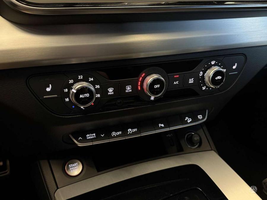 Pelēks Audi SQ5 2021 Kauņa, ar dzinēja tilpumu 2.97 L un nobraukumu 44 tūkst. km par 39990 €, foto 22 vietnē AUTOMOTO.COM.LV