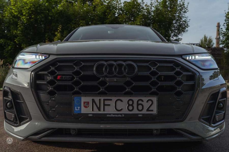 Grey Audi SQ5 2021 in Panevezys, with an engine capacity of 3.00 L and mileage of 92 thousand km for 44000 €, photo 12 on AUTOMOTO.COM.LV