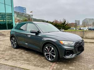 Grey Audi SQ5 2022 in Vilnius, with an engine capacity of 3.00 L and mileage of 45 thousand km for 47500 €, photo  on AUTOMOTO.COM.LV