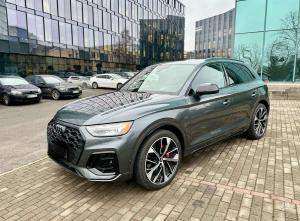Grey Audi SQ5 2022 in Vilnius, with an engine capacity of 3.00 L and mileage of 45 thousand km for 47500 €, photo 3 on AUTOMOTO.COM.LV