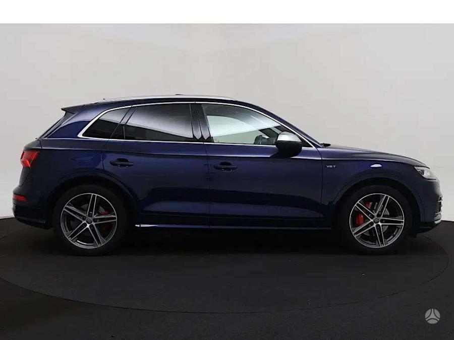 Violet Audi SQ5 2018 in Jelgava, with an engine capacity of 3.00 L and mileage of 180 thousand km for 29700 €, photo 2 on AUTOMOTO.COM.LV