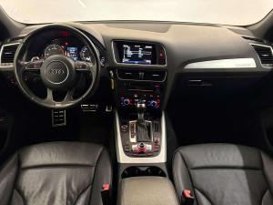 Balts Audi SQ5 2014 Marijampole, ar dzinēja tilpumu 2.97 L un nobraukumu 282 tūkst. km par 13500 €, foto 20 vietnē AUTOMOTO.COM.LV