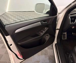 Balts Audi SQ5 2014 Marijampole, ar dzinēja tilpumu 2.97 L un nobraukumu 282 tūkst. km par 13500 €, foto 24 vietnē AUTOMOTO.COM.LV
