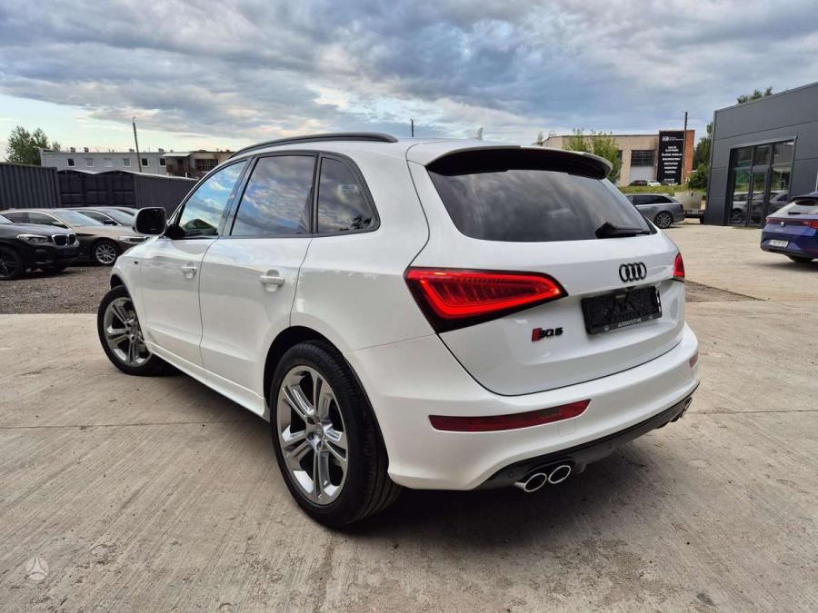 White Audi SQ5 2015 in Utena, with an engine capacity of 2.97 L and mileage of 253 thousand km for 13990 €, photo 5 on AUTOMOTO.COM.LV