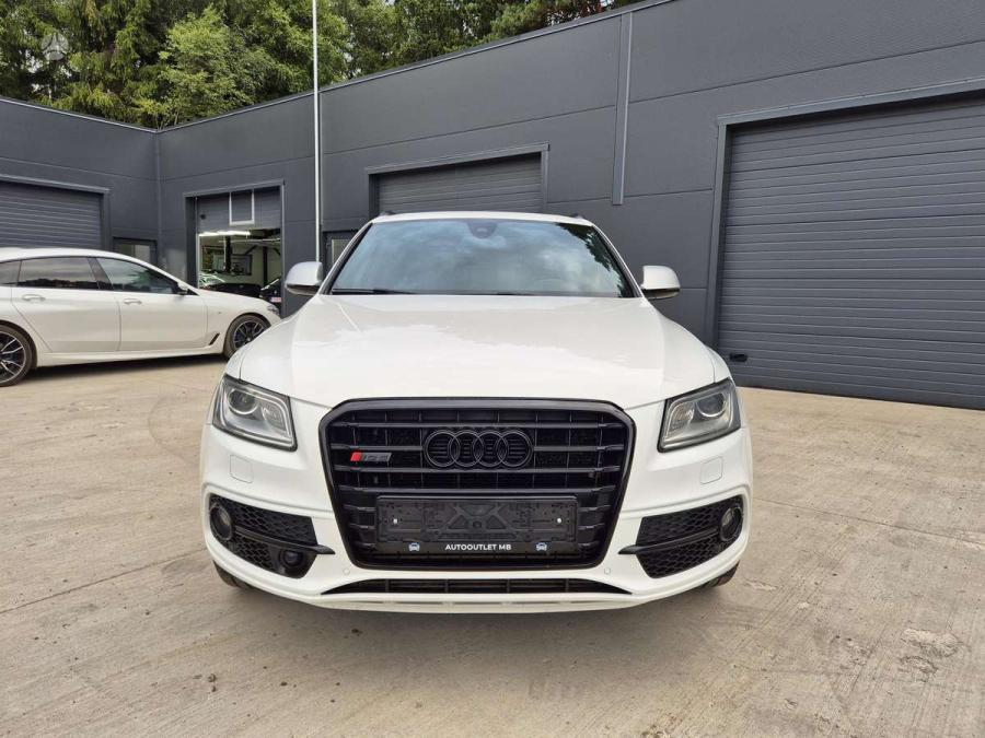 White Audi SQ5 2015 in Utena, with an engine capacity of 2.97 L and mileage of 253 thousand km for 13990 €, photo 8 on AUTOMOTO.COM.LV