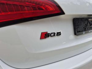 White Audi SQ5 2015 in Utena, with an engine capacity of 2.97 L and mileage of 253 thousand km for 13990 €, photo 10 on AUTOMOTO.COM.LV
