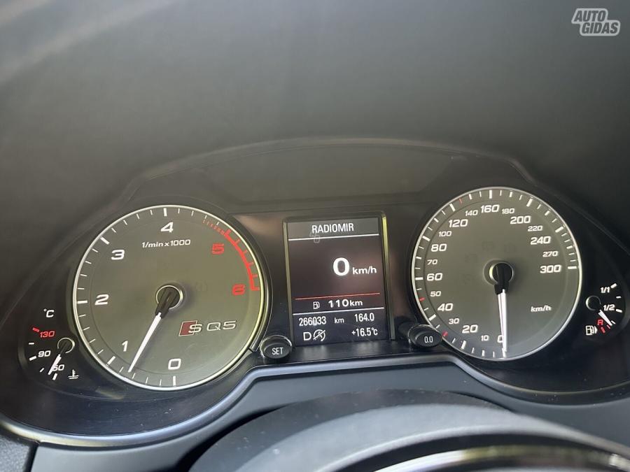 Balts Audi SQ5 2015 Šalčininkai, ar dzinēja tilpumu 3.00 L un nobraukumu 266 tūkst. km par 14200 €, foto 16 vietnē AUTOMOTO.COM.LV