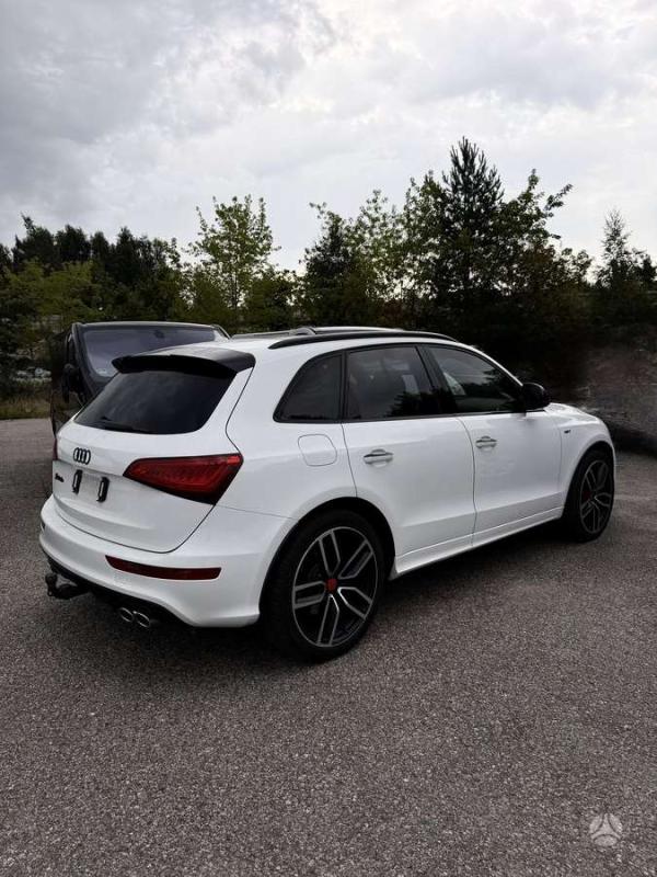 Balts Audi SQ5 2016 Utena, ar dzinēja tilpumu 2.97 L un nobraukumu 217 tūkst. km par 14950 €, foto 1 vietnē AUTOMOTO.COM.LV