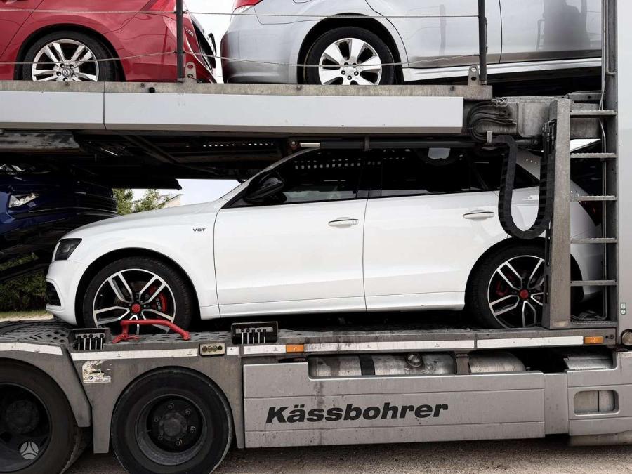 Balts Audi SQ5 2016 Utena, ar dzinēja tilpumu 2.97 L un nobraukumu 217 tūkst. km par 14950 €, foto 4 vietnē AUTOMOTO.COM.LV