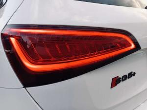 Balts Audi SQ5 2016 Utena, ar dzinēja tilpumu 2.97 L un nobraukumu 217 tūkst. km par 14950 €, foto 26 vietnē AUTOMOTO.COM.LV