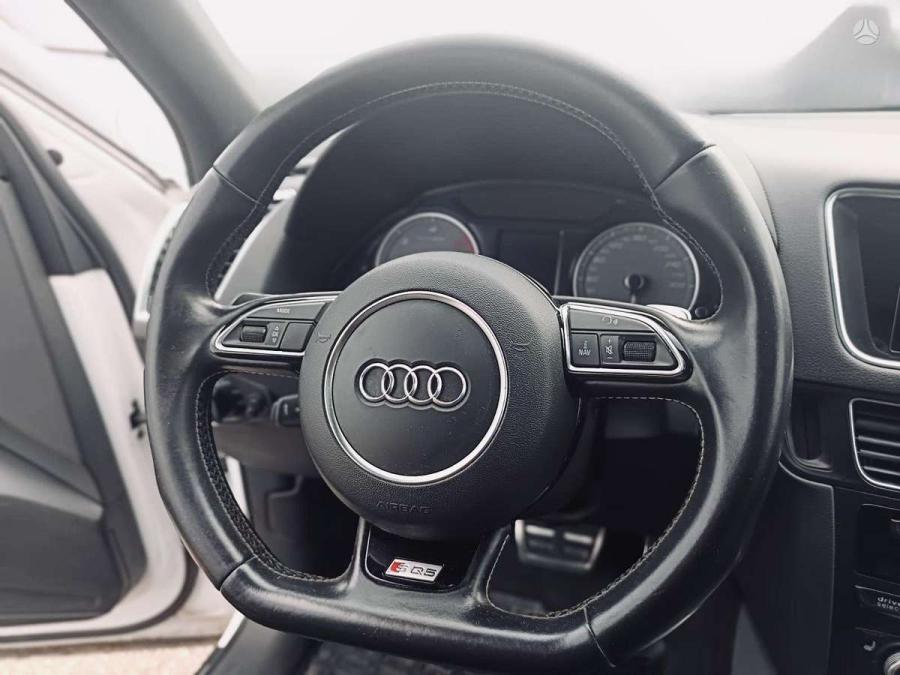 Balts Audi SQ5 2016 Utena, ar dzinēja tilpumu 2.97 L un nobraukumu 217 tūkst. km par 14950 €, foto 31 vietnē AUTOMOTO.COM.LV