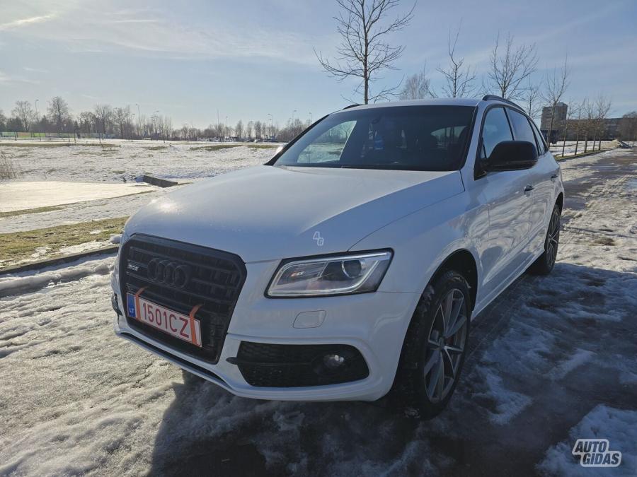White Audi SQ5 2017 in Mazeikiai, with an engine capacity of 3.00 L and mileage of 257 thousand km for 13900 €, photo 1 on AUTOMOTO.COM.LV