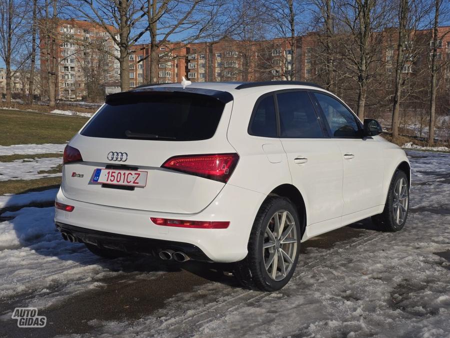 White Audi SQ5 2017 in Mazeikiai, with an engine capacity of 3.00 L and mileage of 257 thousand km for 13900 €, photo 5 on AUTOMOTO.COM.LV