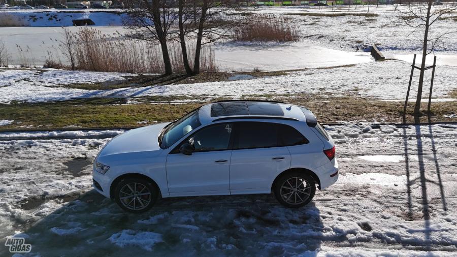 White Audi SQ5 2017 in Mazeikiai, with an engine capacity of 3.00 L and mileage of 257 thousand km for 13900 €, photo 26 on AUTOMOTO.COM.LV