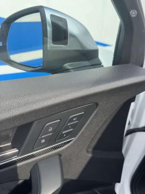 White Audi SQ5 2018 in Kaunas, with an engine capacity of 3.00 L and mileage of 242 thousand km for 23000 €, photo 13 on AUTOMOTO.COM.LV